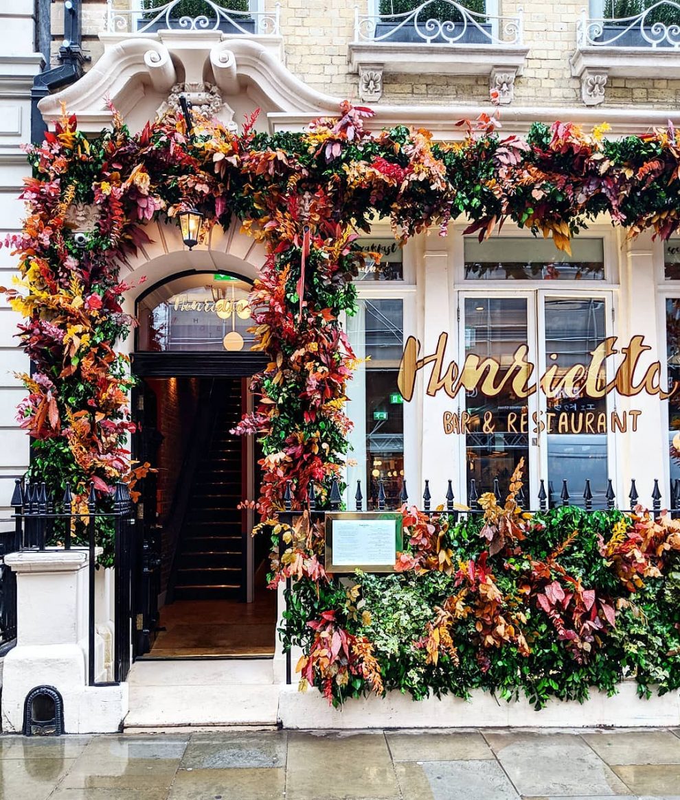 This Instagram Account Shares Amazing Photos Of The Doors Of London ...