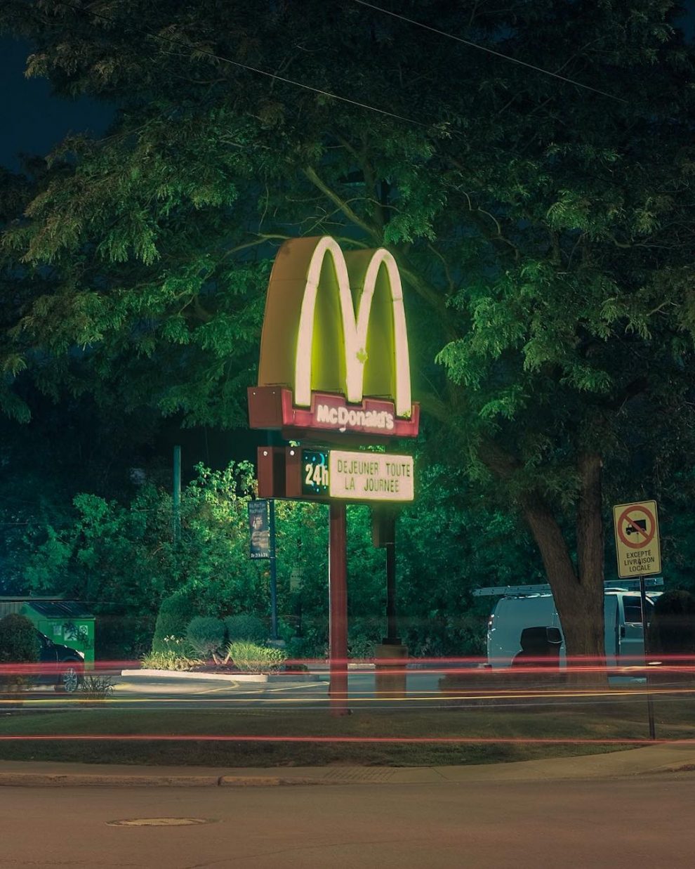 Cool-Tone Urban Scenes In Vibrant Photographs By Juller Many » Design ...