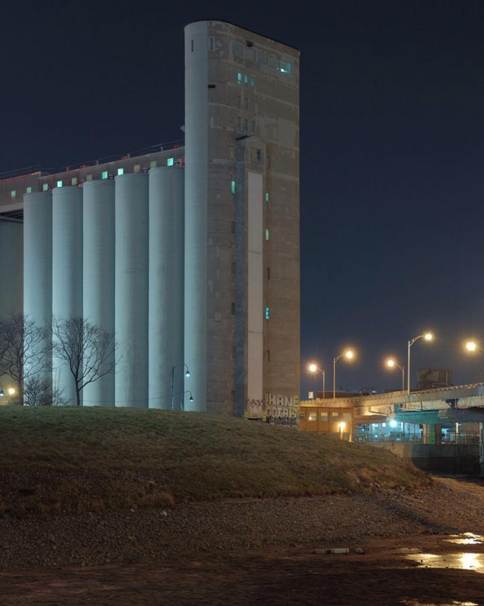 Cool-Tone Urban Scenes In Vibrant Photographs By Juller Many » Design ...