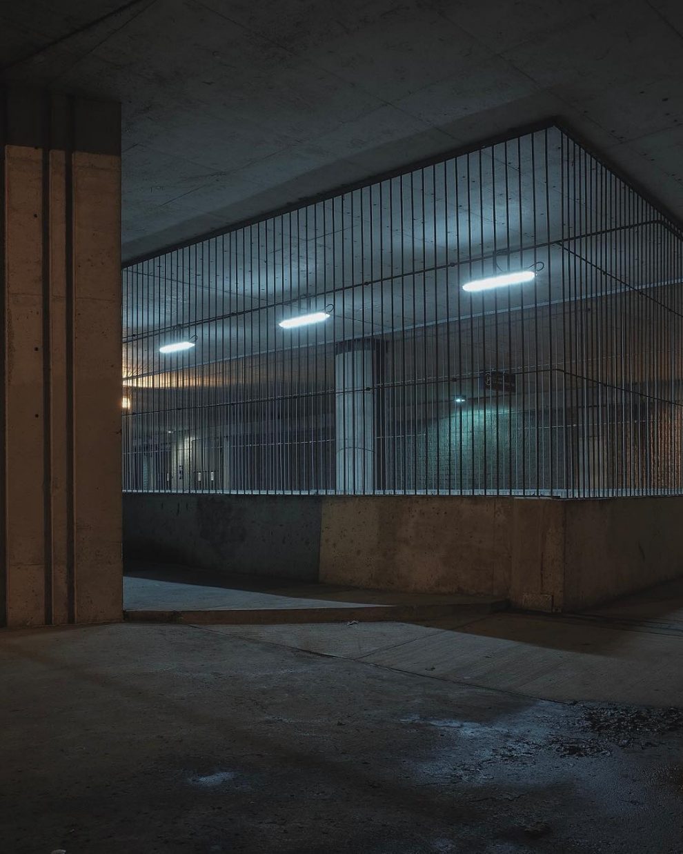 Cool-Tone Urban Scenes In Vibrant Photographs By Juller Many » Design ...