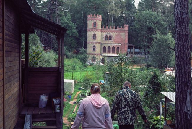 “Russian Elite”: Photographer Documents Life Of Rich And Poor In The ...