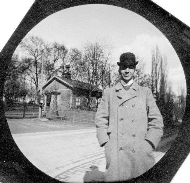 19-Year-Old Student Hides Spy Camera In His Clothing To Take Secret ...