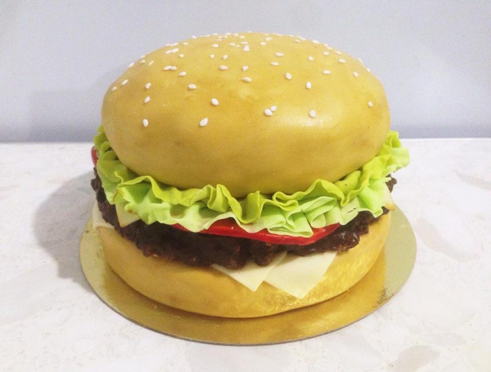 The Pastry Chef From St. Petersburg Bakes Cakes In The Form Of KFC ...