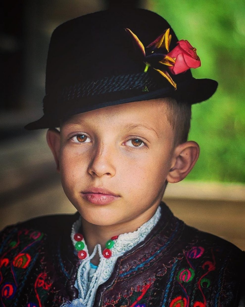 Photographer Spent 10 Years Photographing The Romanian Countryside ...