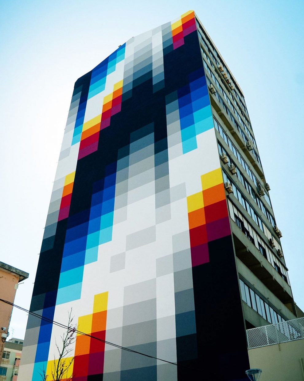 Expansive Black And White Patterns Mixed With Chrome Color Spectrums In ...