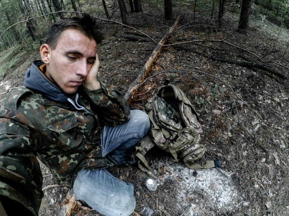 Daredevil Ukrainian Stalkers Took Stunning Photos Inside The Chernobyl ...