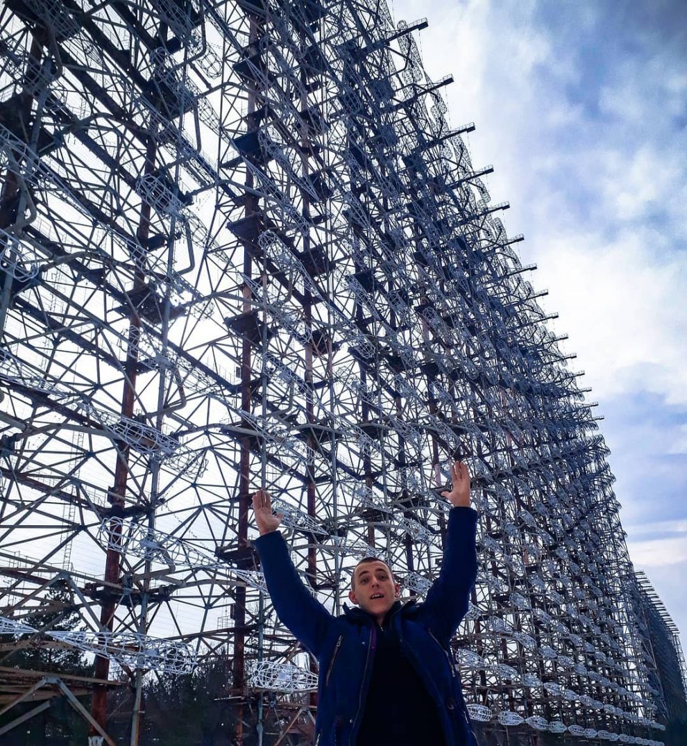Daredevil Ukrainian Stalkers Took Stunning Photos Inside The Chernobyl ...