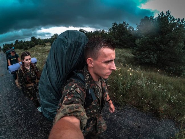 Daredevil Ukrainian Stalkers Took Stunning Photos Inside The Chernobyl ...