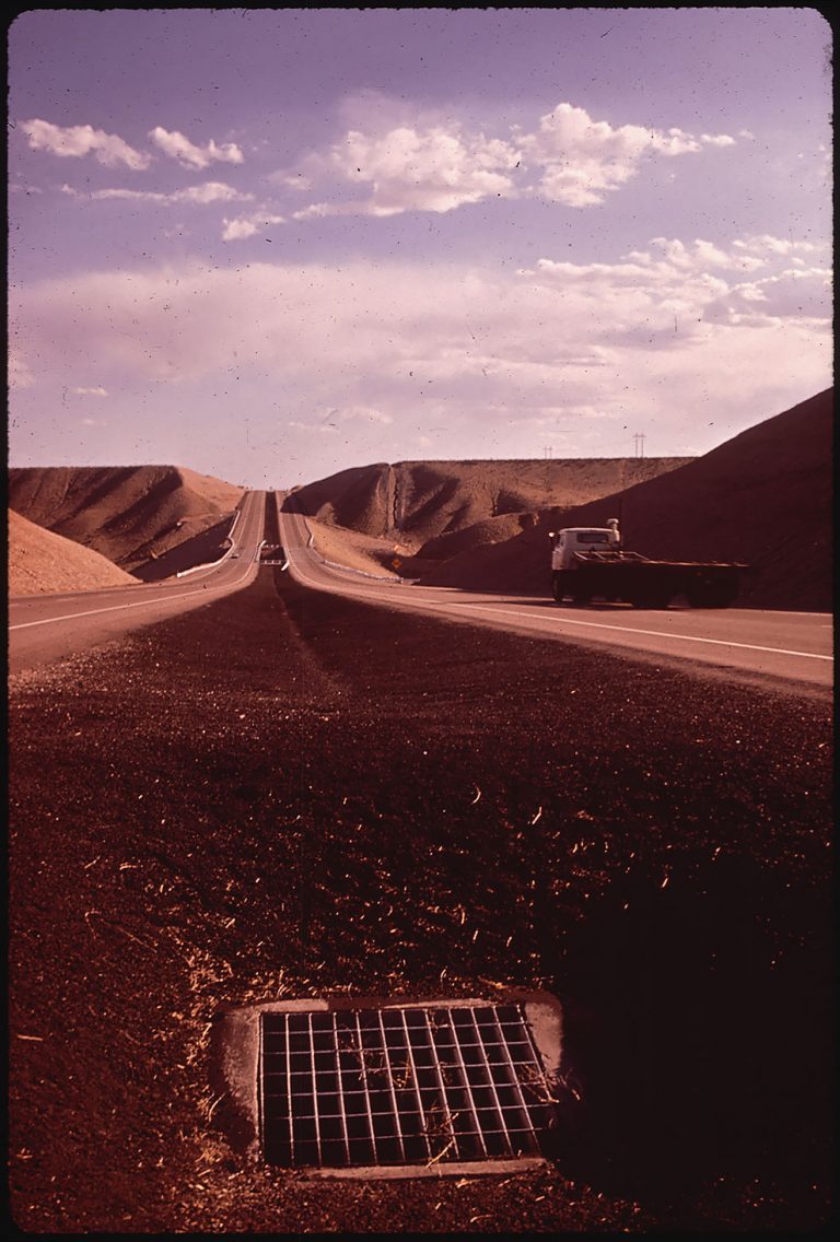 Photographs Of ‘El Segundo Barrio’ Of El Paso In 1972 By Danny Lyon ...