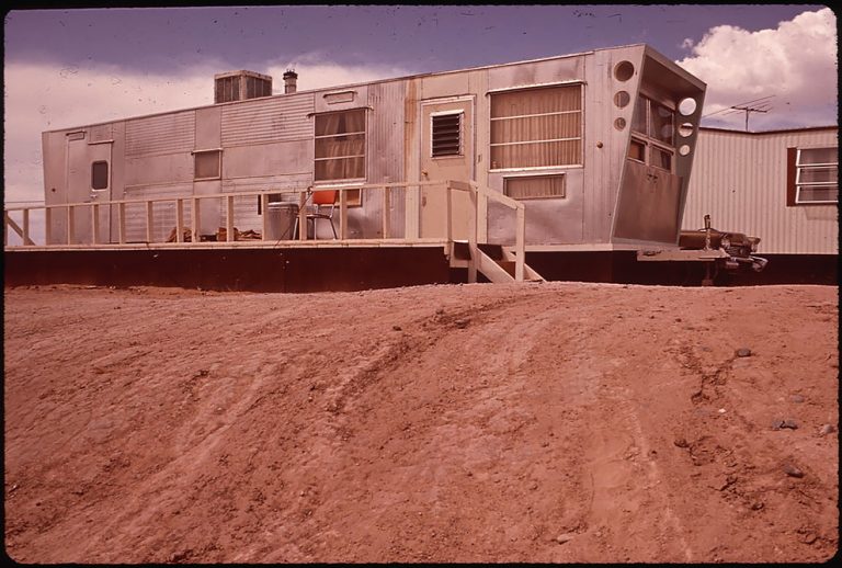 Photographs Of ‘El Segundo Barrio’ Of El Paso In 1972 By Danny Lyon ...