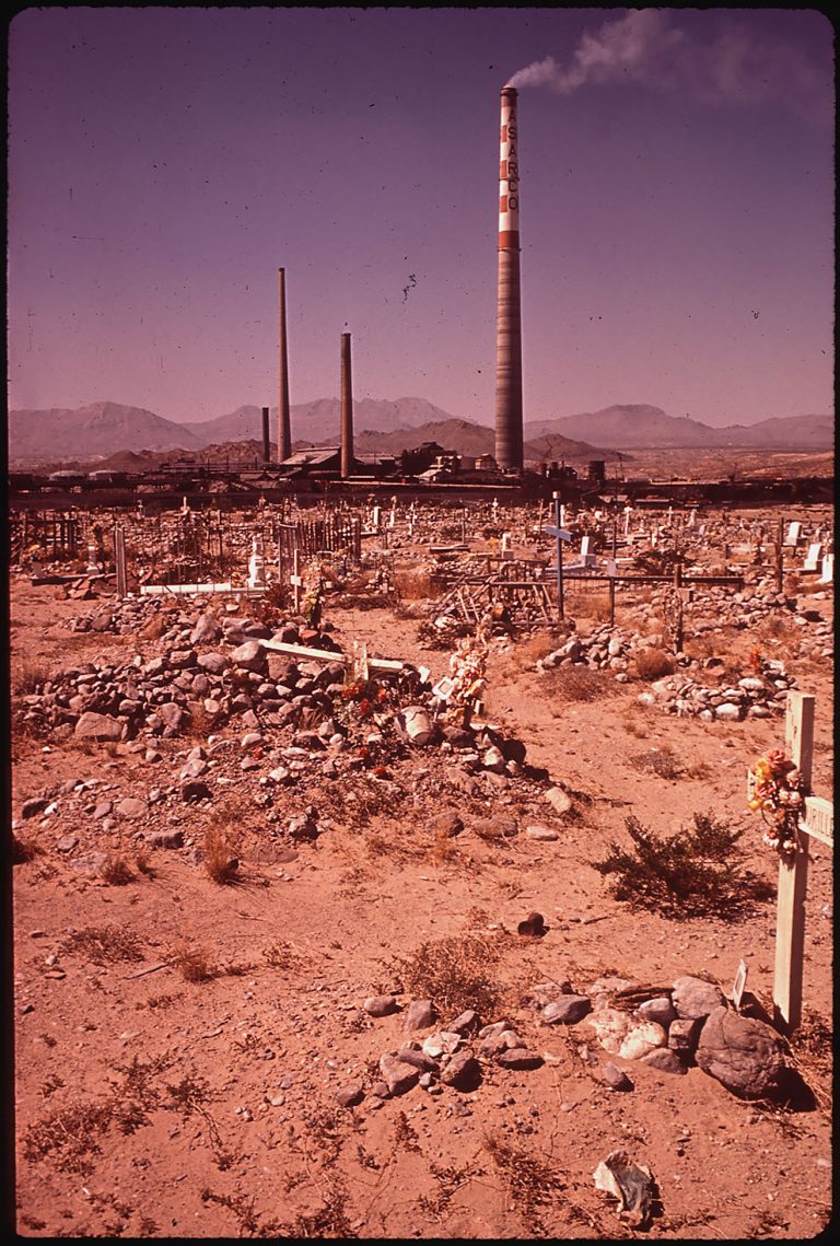 Photographs Of ‘El Segundo Barrio’ Of El Paso In 1972 By Danny Lyon ...