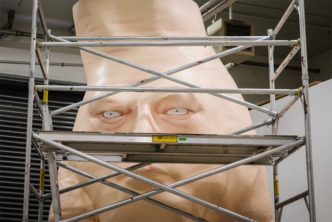 Giant Hand-Face Sculpture Looming Over New Zealand Freaks Out Its ...