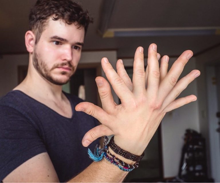 Superb Surreal Photo Manipulations By Ben Robins That Challenge Logic ...