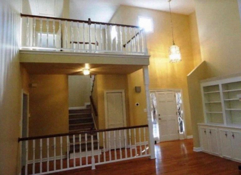 Real Estate Agent Posts 25 Of The Worst Home Design Finds By Her Fellow ...