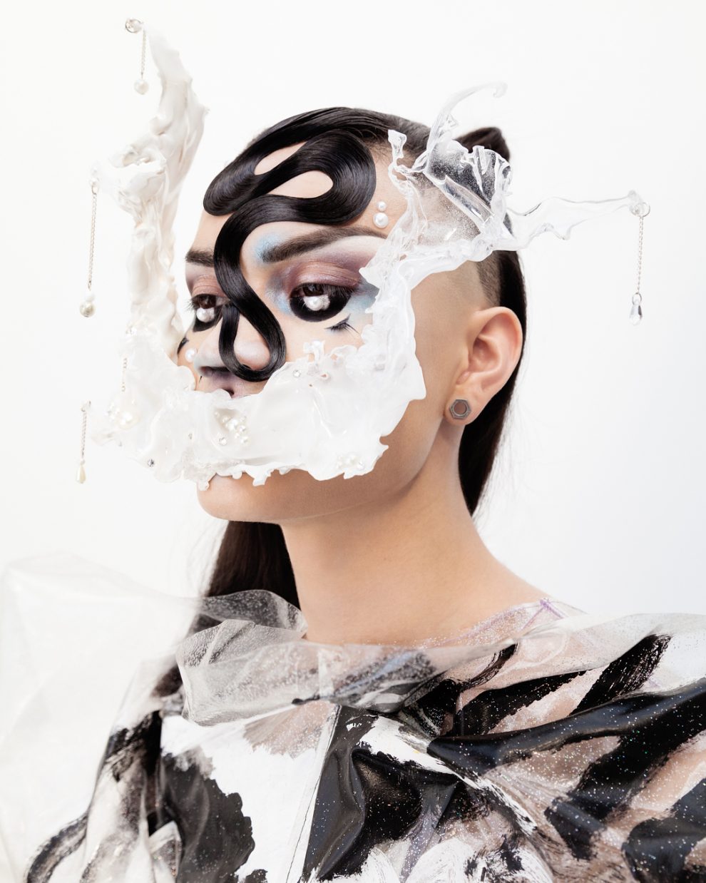 Meet Hungry, The Queen Of Distorted And Surreal Makeup » Design You ...