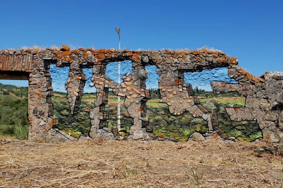 This Graffiti Artist Makes Walls Appear Transparent Using Nothing But ...