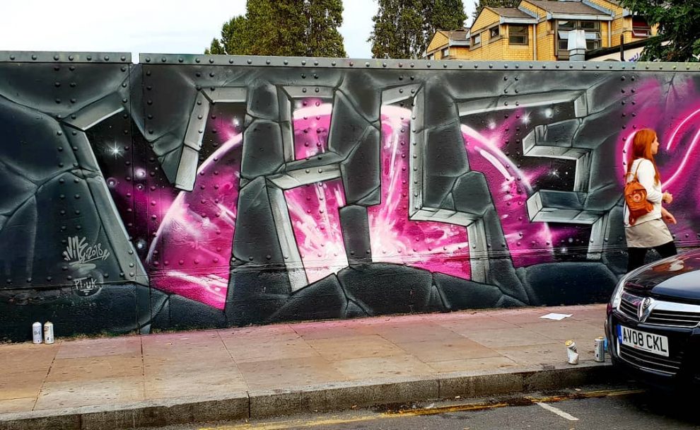 This Graffiti Artist Makes Walls Appear Transparent Using Nothing But ...