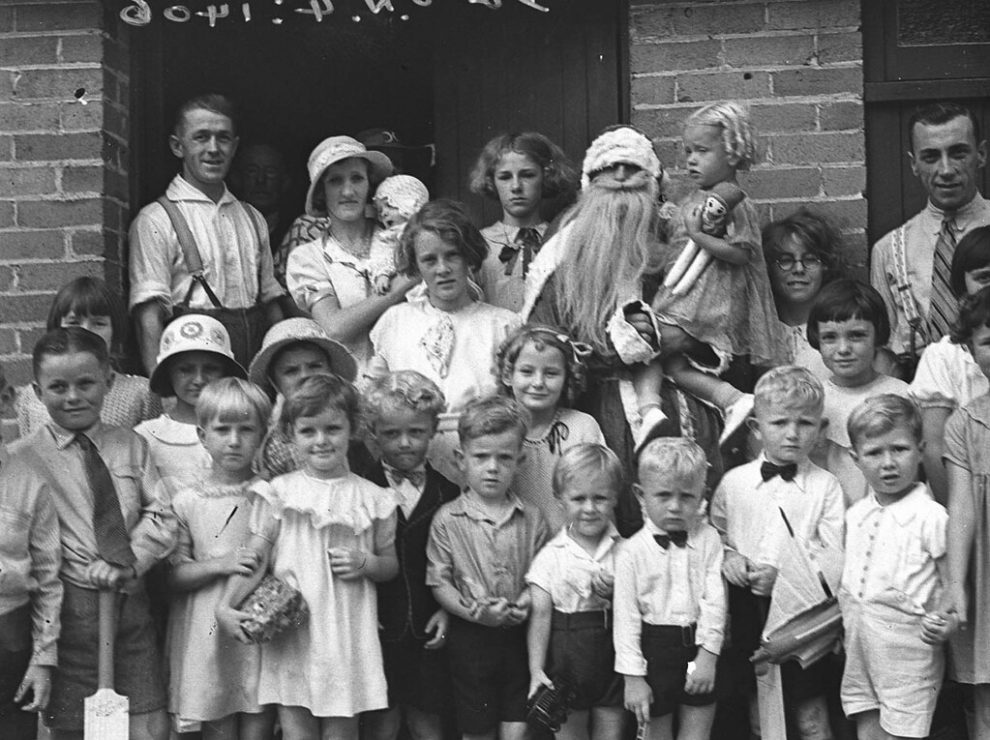 Vintage Photos Capture Lovely Moments Of Australian Children In The ...