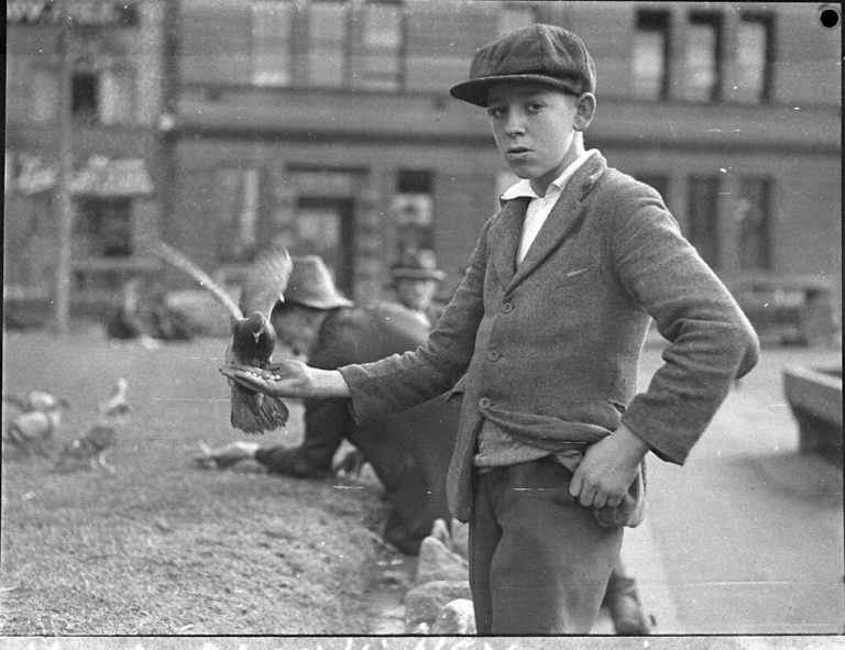 Vintage Photos Capture Lovely Moments Of Australian Children In The ...