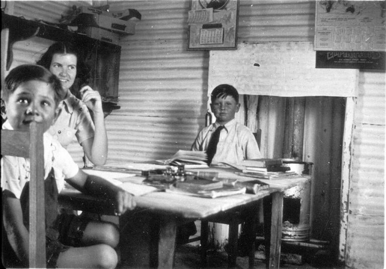 Vintage Photos Capture Lovely Moments Of Australian Children In The ...