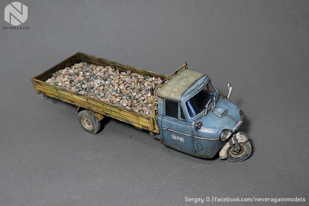 Russian Artist Creates Incredible Ultrarealistic Miniature Models Of ...