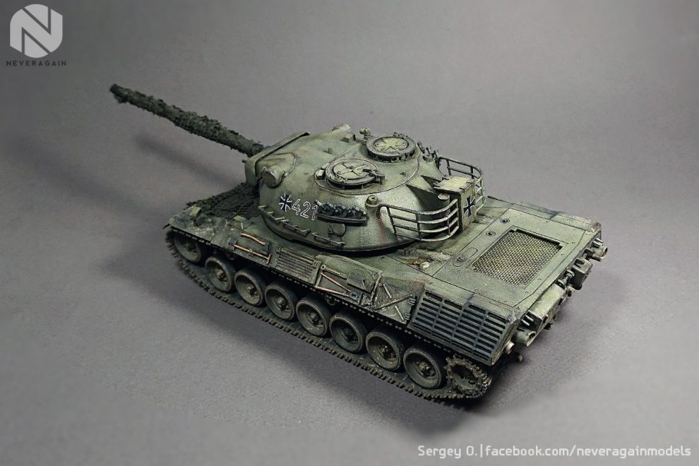 Russian Artist Creates Incredible Ultrarealistic Miniature Models Of ...