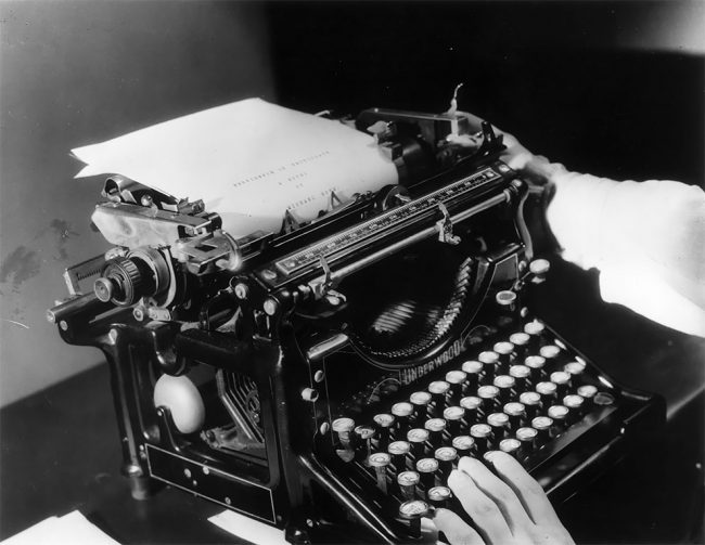 Before The Computers: Looking Back On Typewriters Era » Design You ...