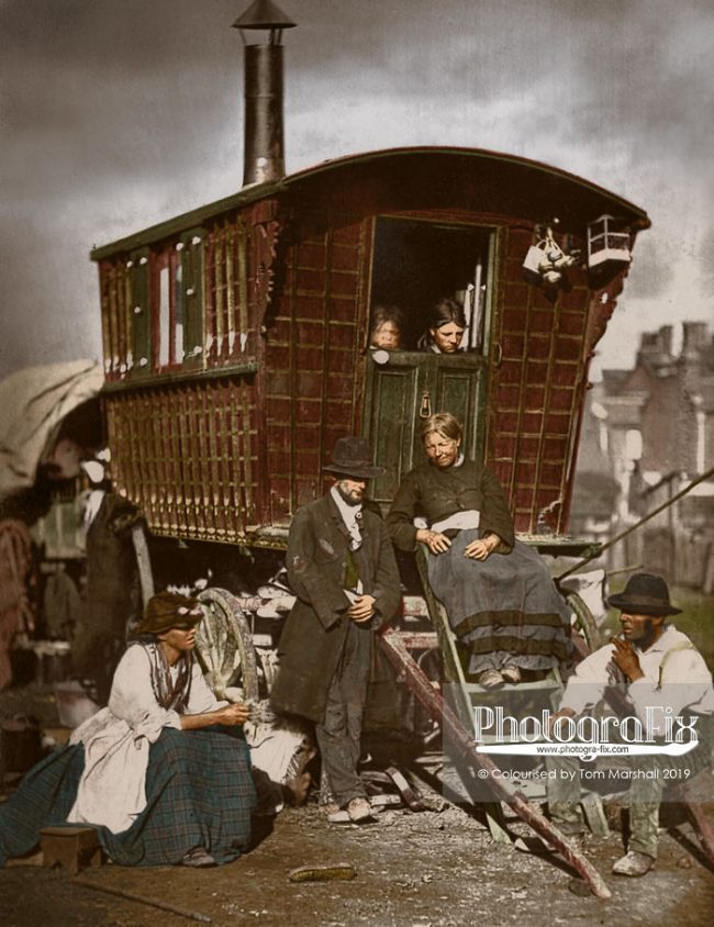 11 Stunning Colorized Photos Showing The Street Life Of Victorian ...