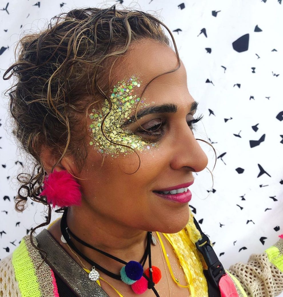 Go Get Glitter: The Superb Creative Glitter Makeup Ideas For Halloween » Design You Trust ...