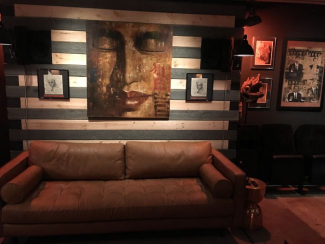 Man Uses 11 Shipping Containers To Build His 2,500 Square Foot Dream ...