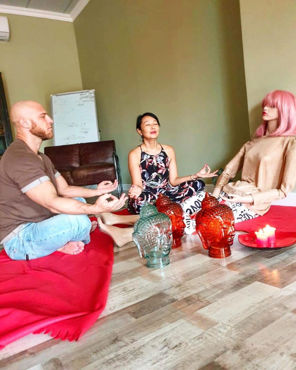 Kazakh Bodybuilder Yuri Tolochko To Marry His Life-Like Sex Doll ‘Margo’ » Design You Trust ...