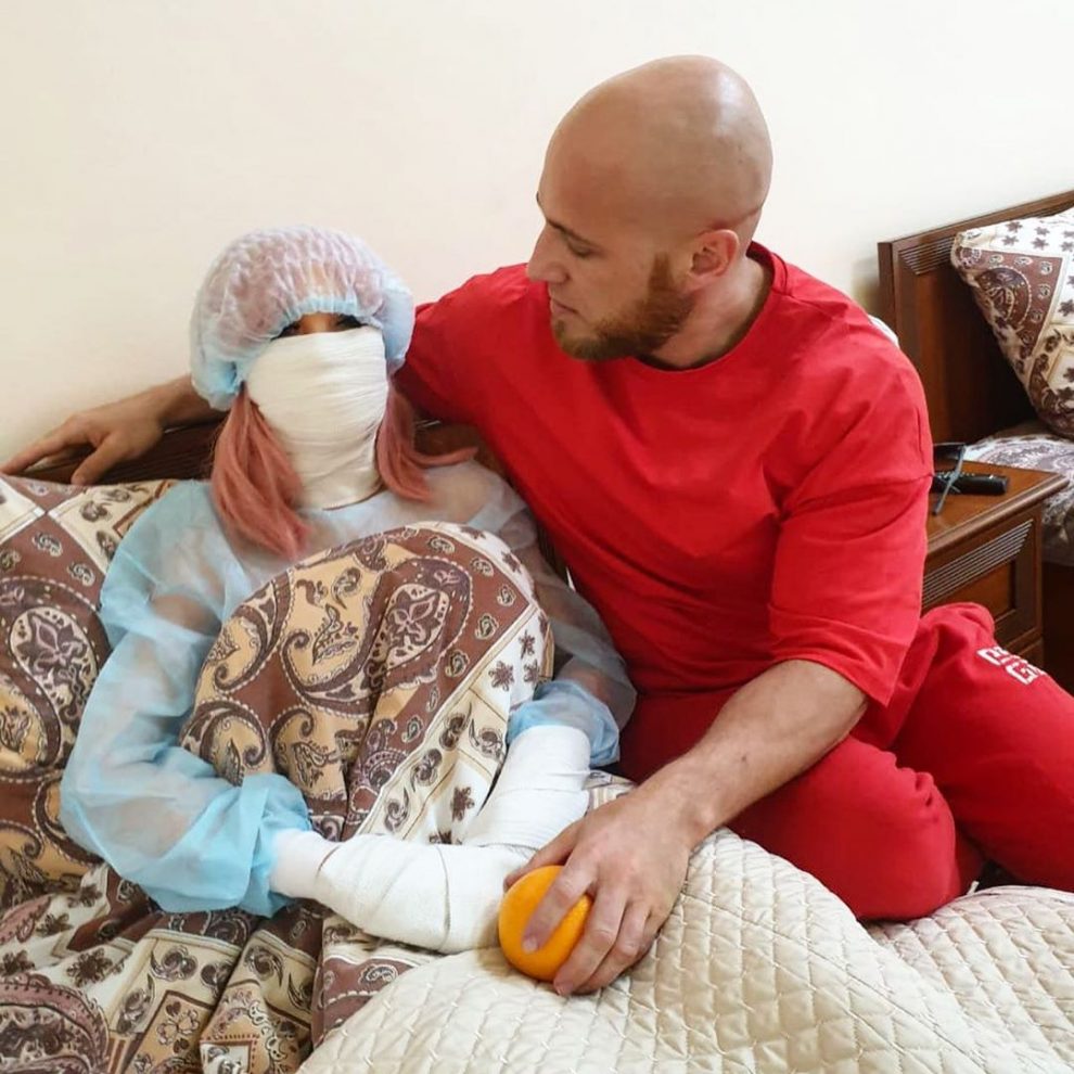 Kazakh Bodybuilder Yuri Tolochko To Marry His Life-Like Sex Doll ‘Margo’ » Design You Trust ...