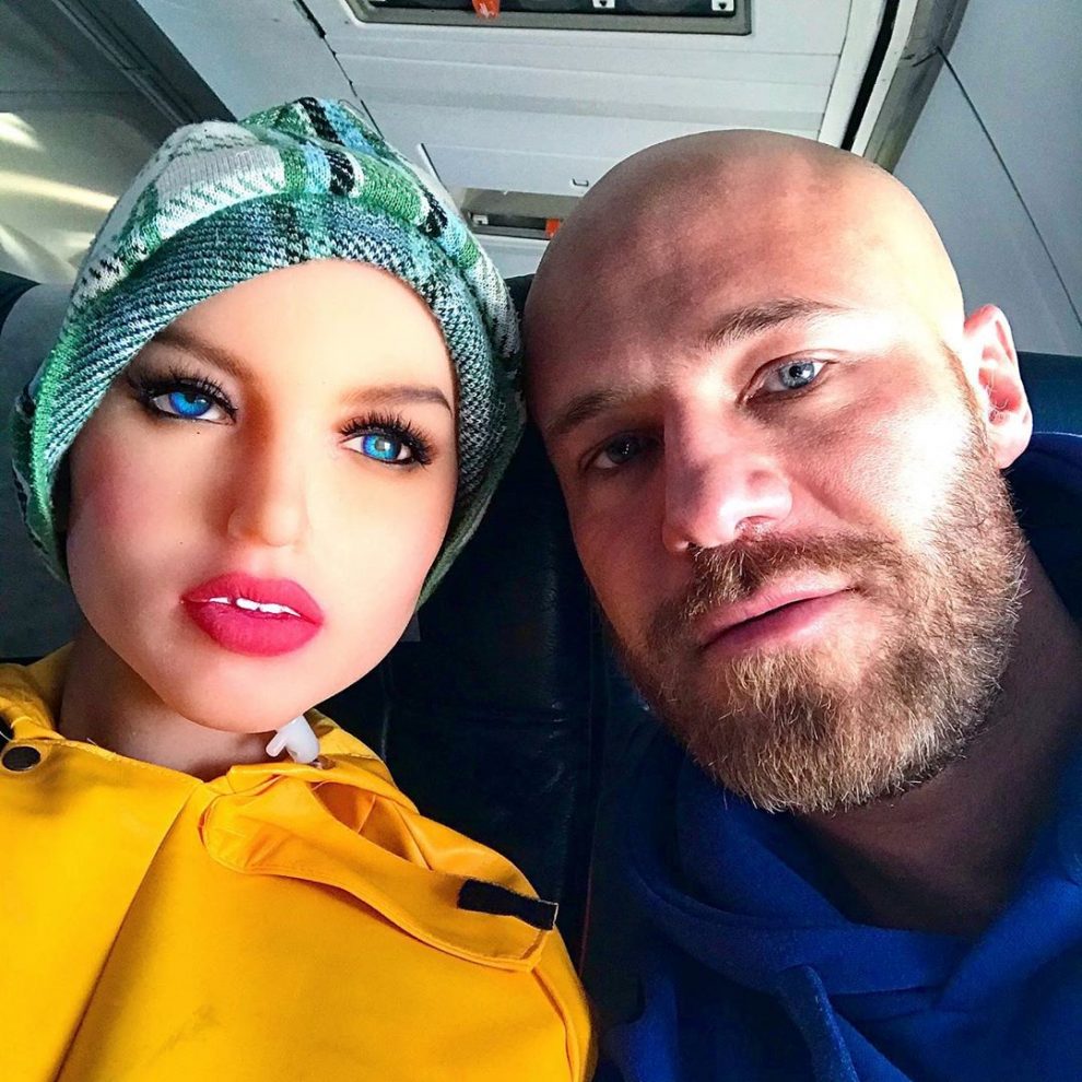 Kazakh Bodybuilder Yuri Tolochko To Marry His Life-Like Sex Doll ‘Margo’ » Design You Trust ...