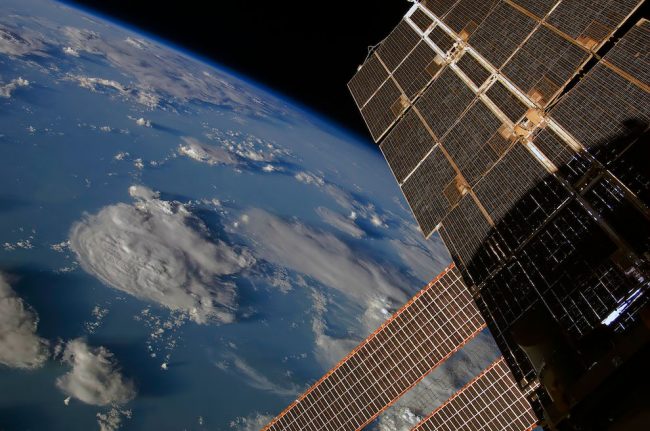Russian Cosmonaut Shares Amazing Photos Of Our Earth Taken From Space ...