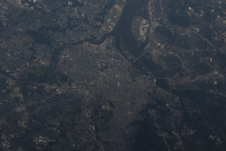 Russian Cosmonaut Shares Amazing Photos Of Our Earth Taken From Space ...