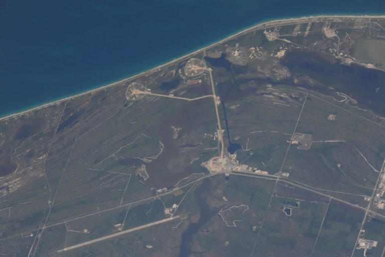 Russian Cosmonaut Shares Amazing Photos Of Our Earth Taken From Space ...