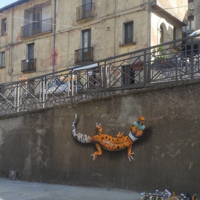 This Streets Artist Creates Stunning 3D Art That Interacts With Its ...
