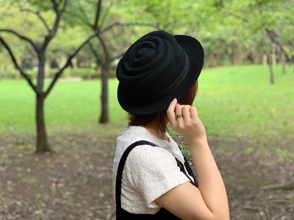 Japan’s Realistic Napping Cat Hat Puts A Purring Kitty On Your Head ...
