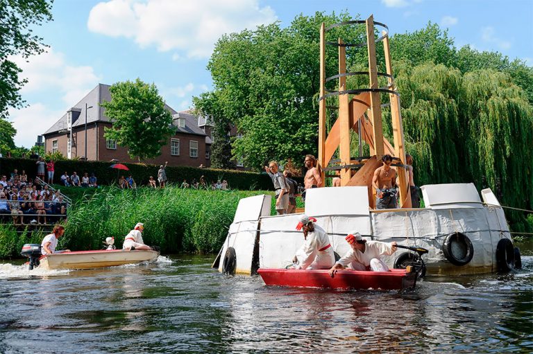 Stunning Photos From The Bosch Parade, The Sailing Parade In The Spirit ...