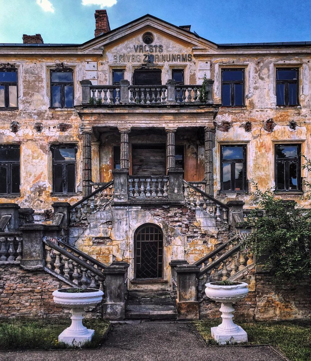 Abandoned Russia: Stunning Urbex Photography By Alexei Polyakov ...