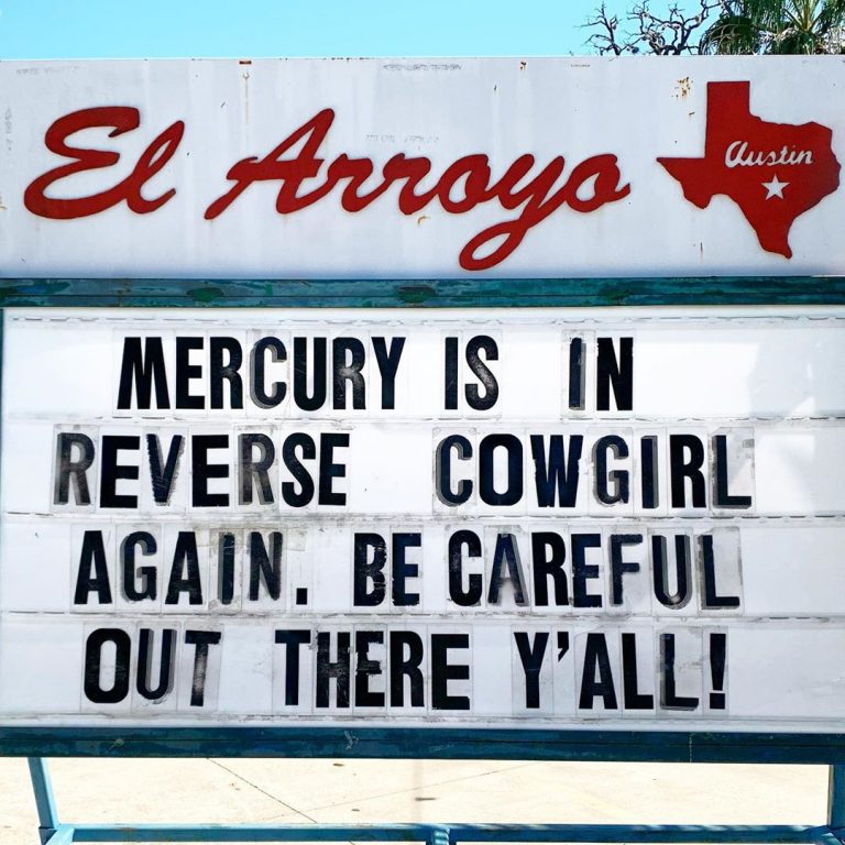 This Restaurant In Texas Is Putting Up The Funniest Signs Ever » Design ...