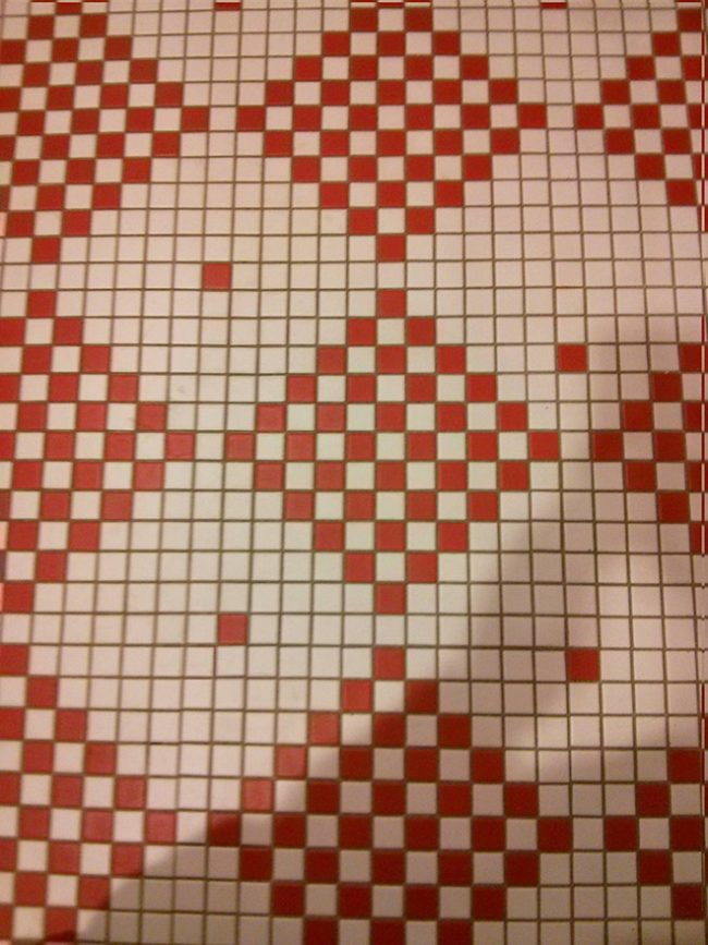 Really Triggering Floor Designs That Will Annoy The Perfectionist In ...