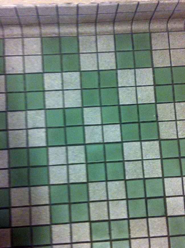 Really Triggering Floor Designs That Will Annoy The Perfectionist In ...