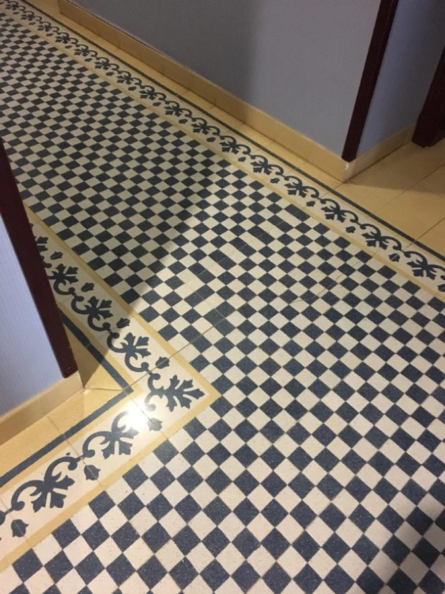 Really Triggering Floor Designs That Will Annoy The Perfectionist In ...