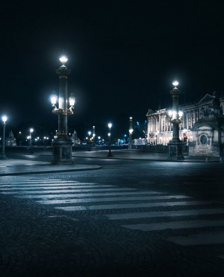 Quiet Nights In The City: Photographer Captures Beautiful Photos Of ...