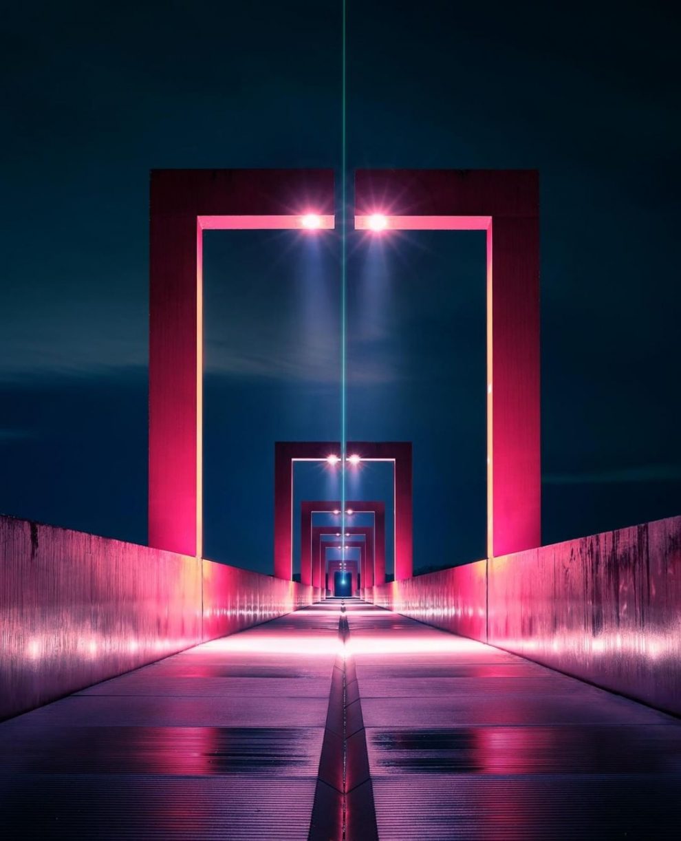 Quiet Nights In The City: Photographer Captures Beautiful Photos Of ...