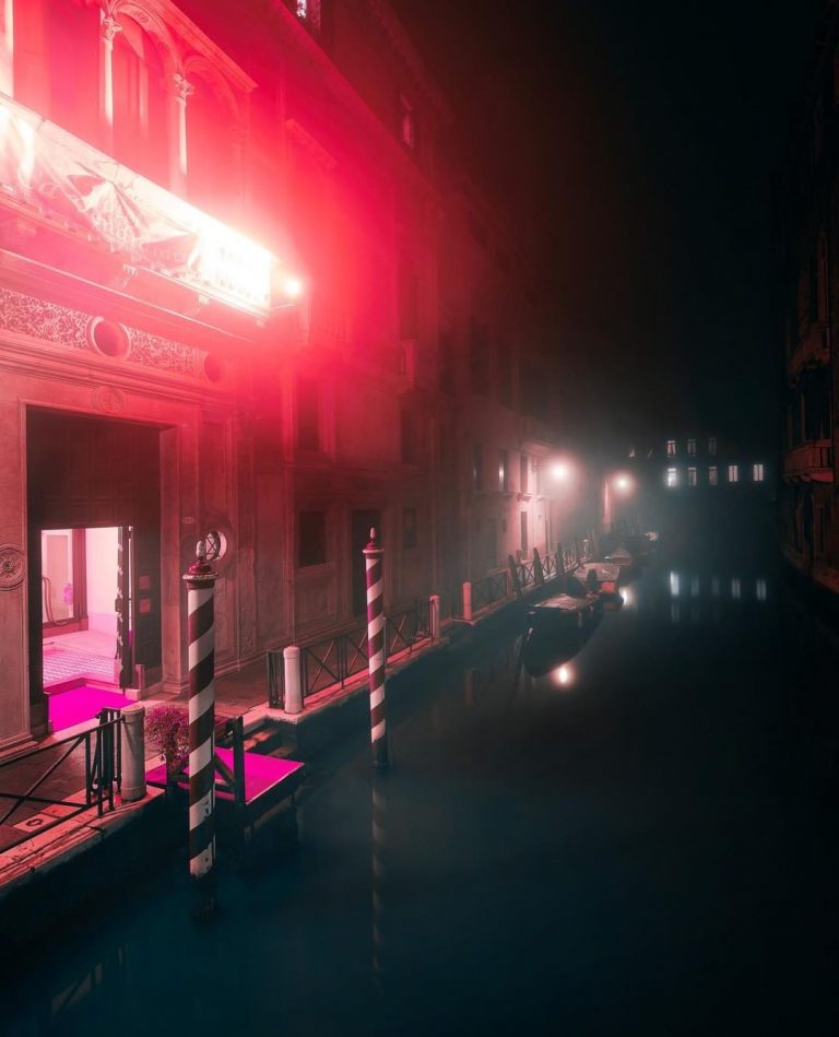 Quiet Nights In The City: Photographer Captures Beautiful Photos Of ...