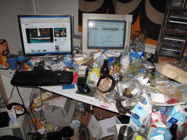 This Is How Some People Actually Work From Home » Design You Trust ...