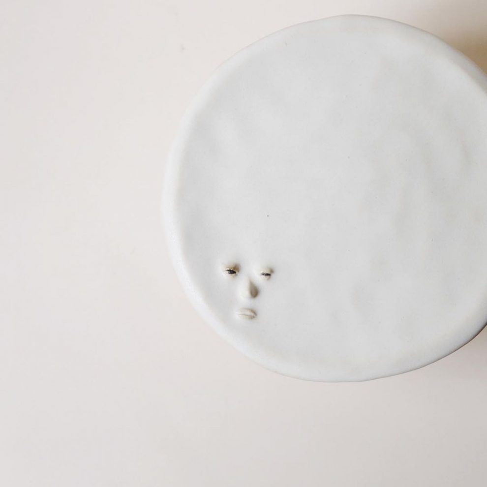 Fan Yanting’s Minimalistic Ceramics Come With Adorable Faces » Design ...