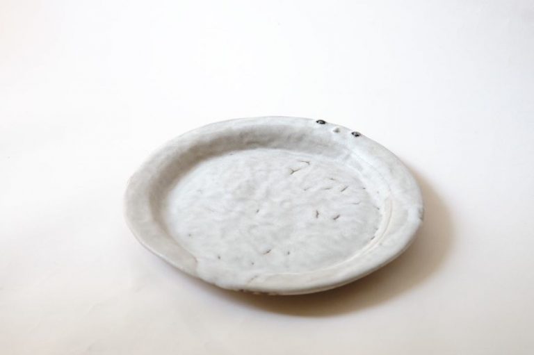 Fan Yanting’s Minimalistic Ceramics Come With Adorable Faces » Design ...